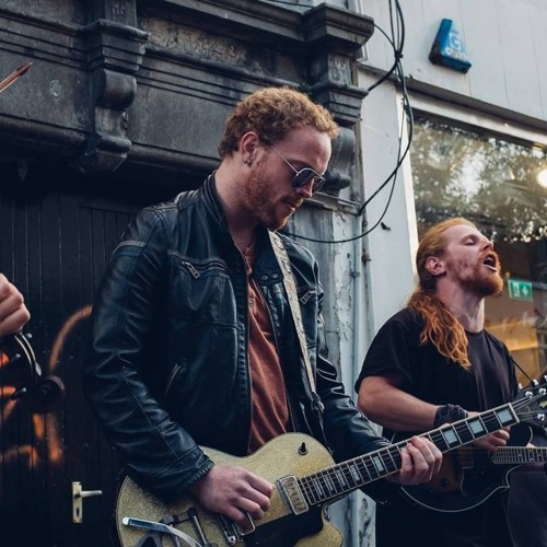 Stream Video Games (LDR Cover) by Pauly | Listen online for free on ...