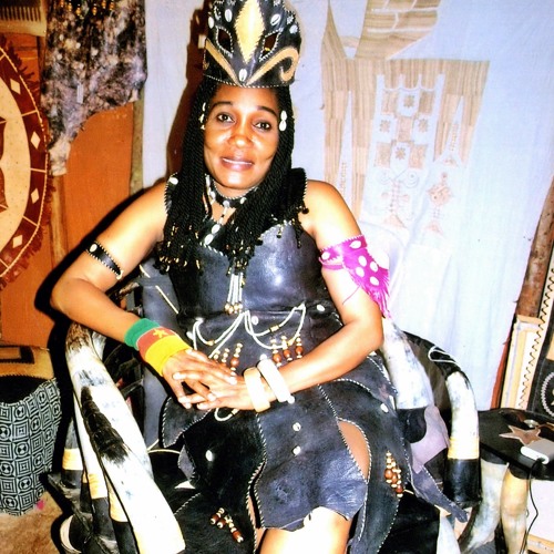 Stream Amina Poulloh Officiel music | Listen to songs, albums ...