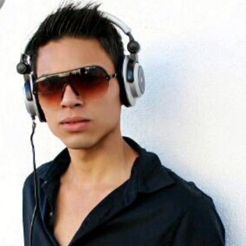 Stream Danny Rodriguez Oficial music | Listen to songs, albums ...