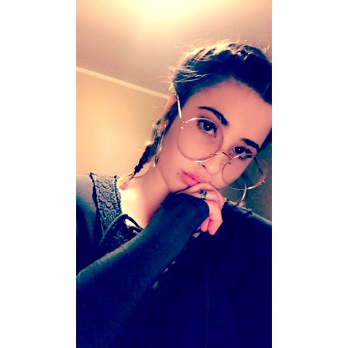 Stream Chloe_McDevitt music | Listen to songs, albums, playlists for ...