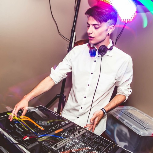 Stream UhOhhh (Christian Rechichi Edit) DL IN DESC. by Rechichi #2 ...