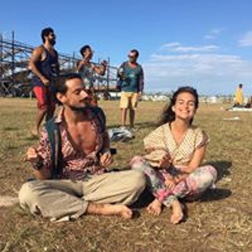 Stream Clarissa Elakis music | Listen to songs, albums, playlists for ...