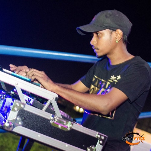 Stream selecta jay trini music | Listen to songs, albums, playlists for ...