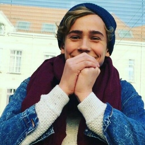 Stream Isak Valtersen music | Listen to songs, albums, playlists for ...