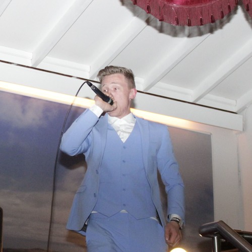 Stream Falling In Reverse - Brother (cover) by Svanur | Listen online ...