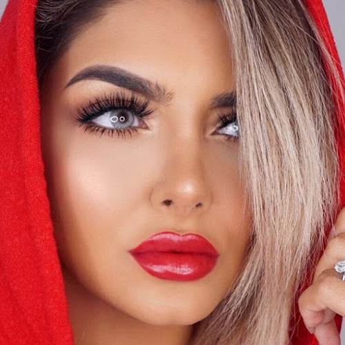 Stream Queen roro music | Listen to songs, albums, playlists for free ...