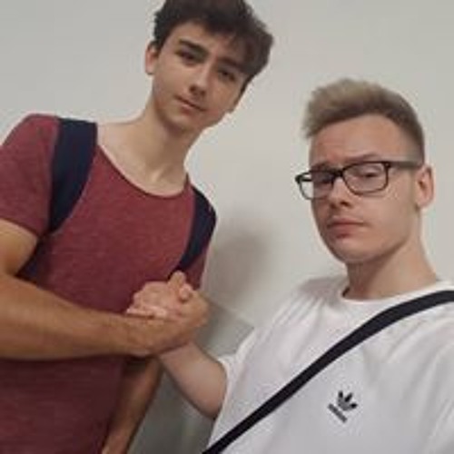Stream Ups, Ktoś Tu Stracił Głowę.. :( Ironicznie xD by Kamil Mazur ...