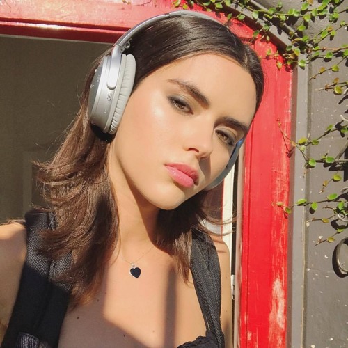 Stream Hgggjgkfgjfdfghsggsdggrtuhfgffghjkgdgju Bhgggvcvybyggbybybbbuuy ...