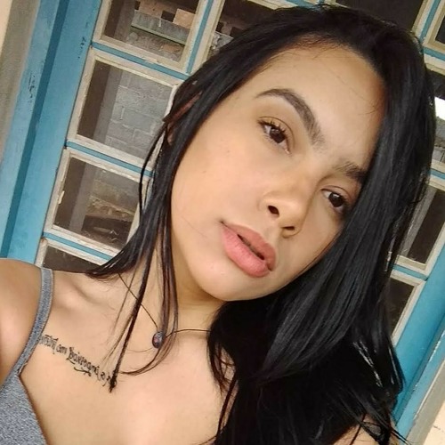 Stream Nádia Aguiar Music Listen To Songs Albums Playlists For Free
