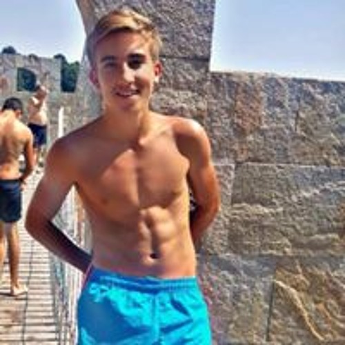 Stream uyhh music | Listen to songs, albums, playlists for free on ...