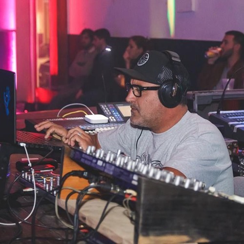 Stream Martin Lorenzo 1 music | Listen to songs, albums, playlists for ...