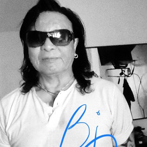 Stream ALIENS HALLOWEEN DANCE by butch jularbal | Listen online for ...