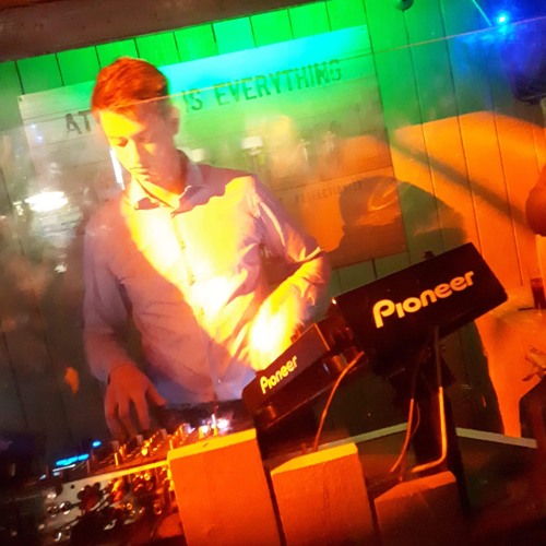 Stream DJ Sanders music | Listen to songs, albums, playlists for free ...