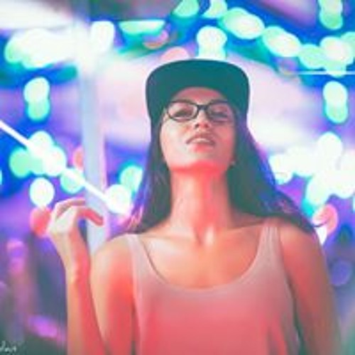 Stream Bayan Hamdan music | Listen to songs, albums, playlists for free ...