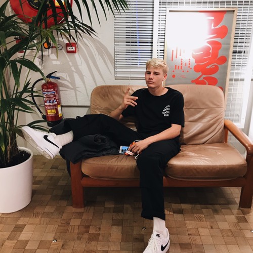 Stream Ben Thomas music | Listen to songs, albums, playlists for free ...