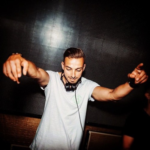 Stream Dj-Ush music | Listen to songs, albums, playlists for free on ...