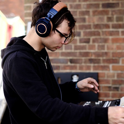 Stream Moondance | The Dave Challis Band @ "Secret Garden Party ...