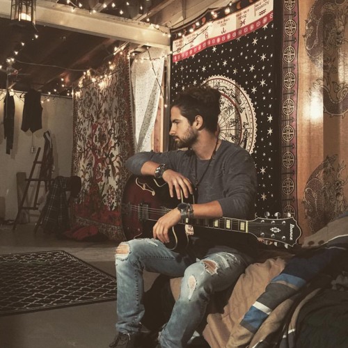 Stream Xavier Strong music | Listen to songs, albums, playlists for ...