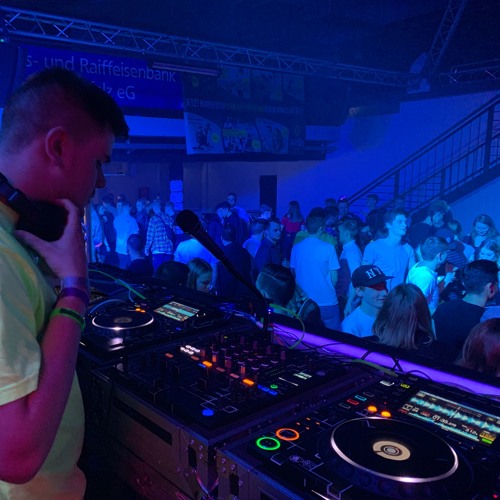 Stream V-Mo music | Listen to songs, albums, playlists for free on ...