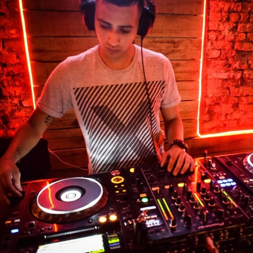 Stream Alejandro Daniel Music Listen To Songs Albums Playlists For