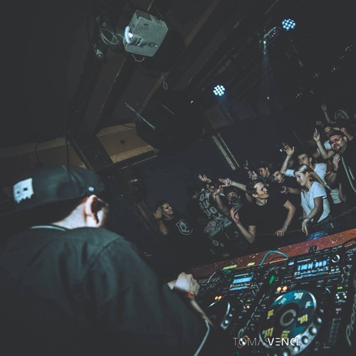 Stream Dj Holy |CZ| music | Listen to songs, albums, playlists for free ...