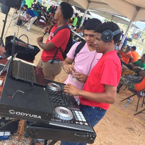 Stream DJ Darren - Freestyle July 2024.mp3 by DJ DARREN BELIZE | Listen ...