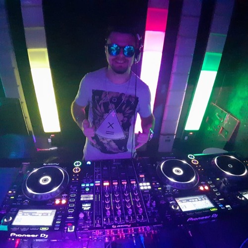 Stream CRONOS BASS music | Listen to songs, albums, playlists for free ...