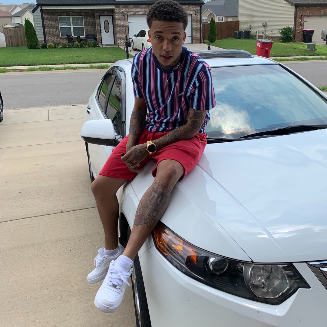 Listen to playlists featuring Fresh in the booth Yung Ross ft. Zae ...