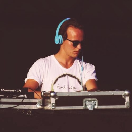 Stream Max Milian music | Listen to songs, albums, playlists for free ...