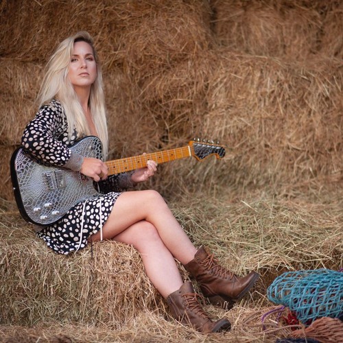 Stream Laura Kate music | Listen to songs, albums, playlists for free ...