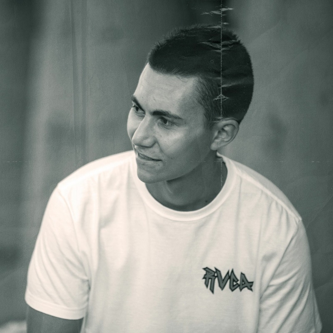 Stream ALEX TORRES music | Listen to songs, albums, playlists for free ...