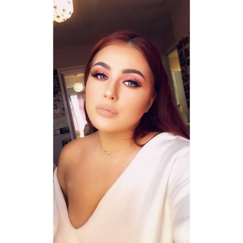 Stream Simone Howell music | Listen to songs, albums, playlists for ...