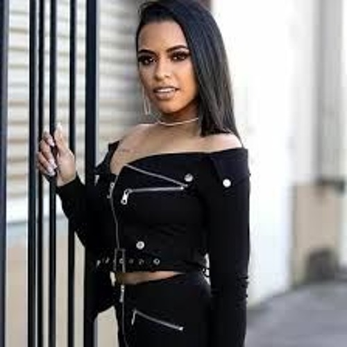 Stream Saniyah Hardy music | Listen to songs, albums, playlists for ...