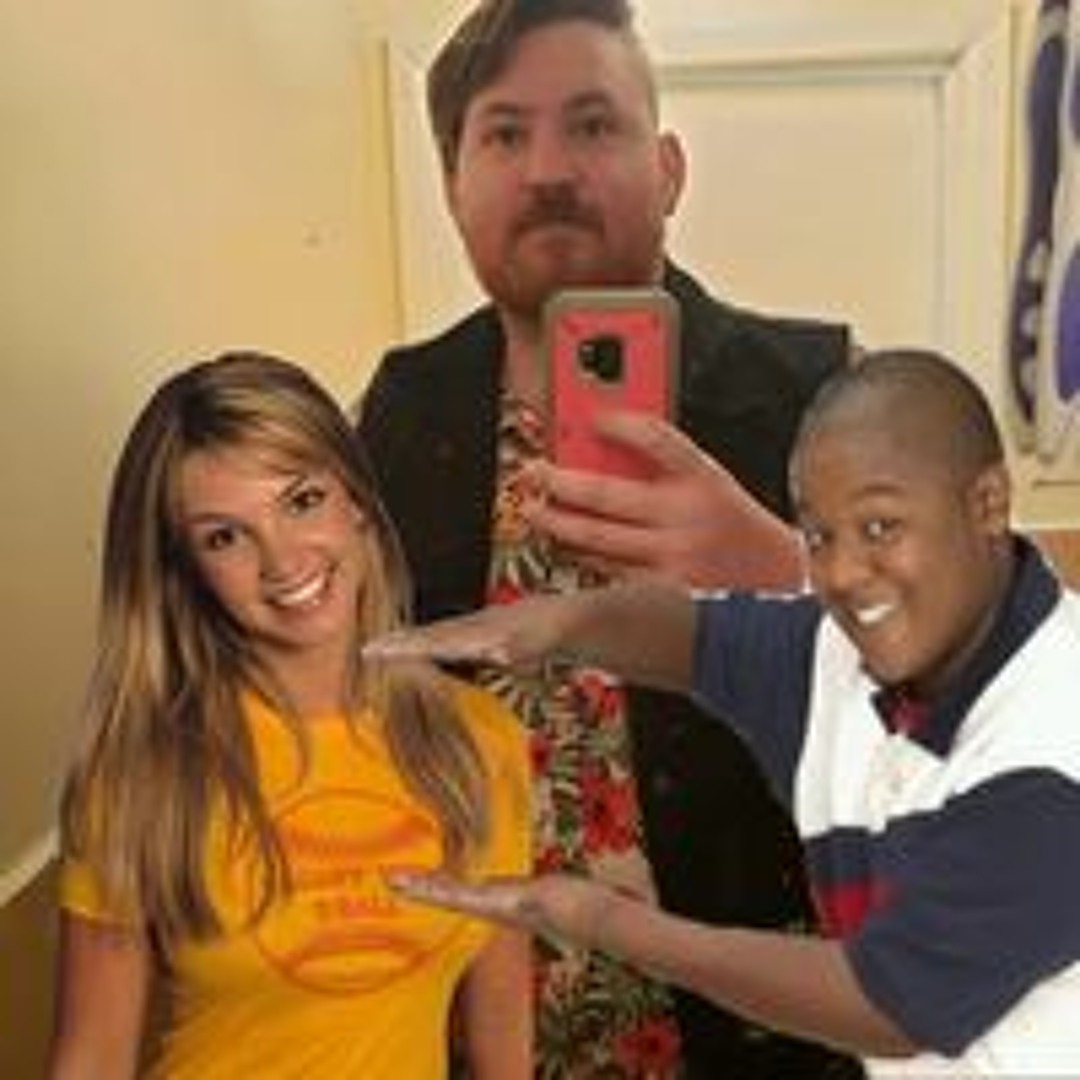 Stream The guy with two hands by Sean Barton | Listen online for free ...