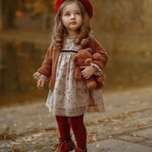 Stream Layal Raed music | Listen to songs, albums, playlists for free ...