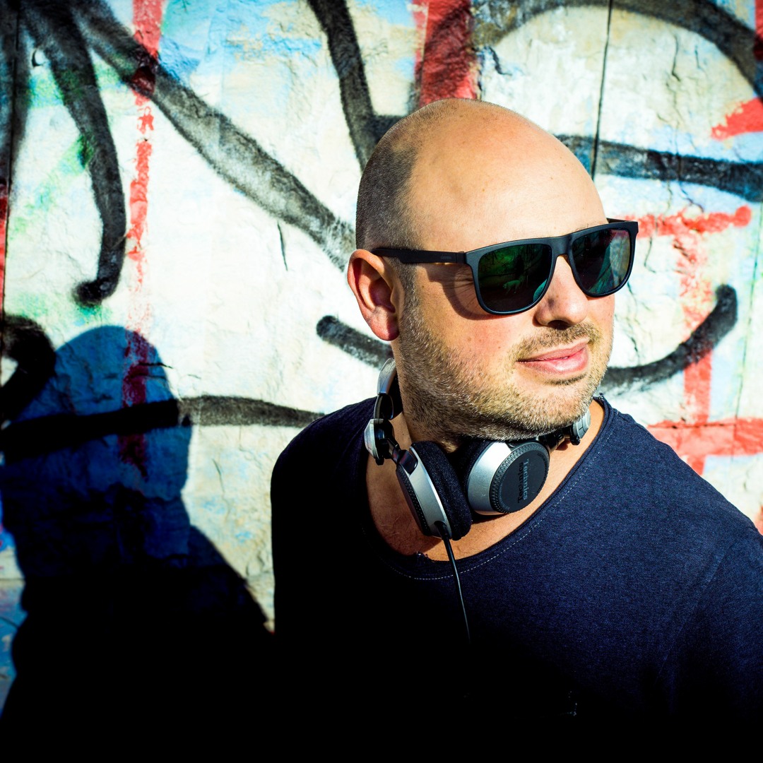 Stream Dodo - Summer Hit Mix 2022 by DJ Dodo | Listen online for free ...