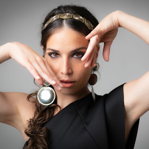 Stream Fabia music | Listen to songs, albums, playlists for free on ...