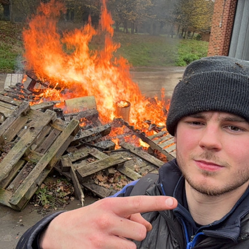 Stream Lets keep it X In the lobby X Gotta Thing mix by Reece Collins ...