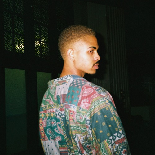 Stream Fly Guy Milly music | Listen to songs, albums, playlists for ...