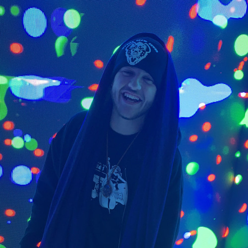 Stream CHE music | Listen to songs, albums, playlists for free on ...