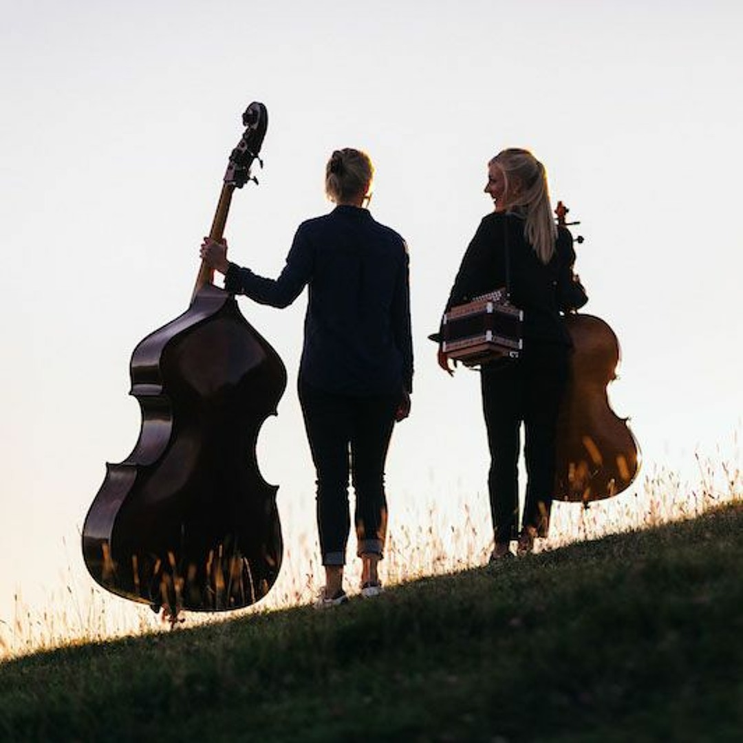 Listen to 02 Mosaik by Evelyn-Kristina-Brunner in Mäander playlist ...
