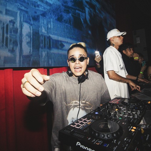 Stream Manguito DJ music | Listen to songs, albums, playlists for free ...