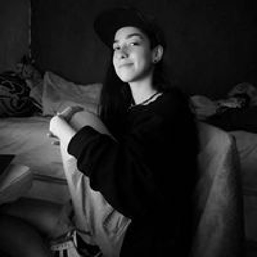 Stream Michelle Ponce music | Listen to songs, albums, playlists for ...