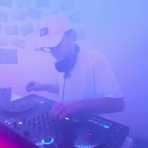 Stream Dj.Loco.Official music | Listen to songs, albums, playlists for ...