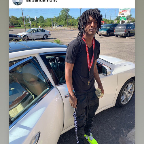 Stream Ak Bandamont music | Listen to songs, albums, playlists for free ...