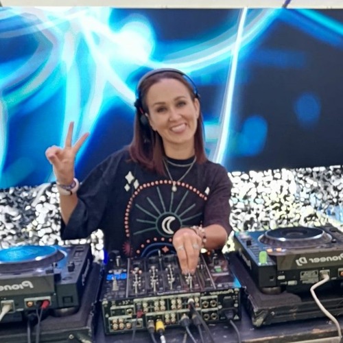 Stream Carrie Chambers music | Listen to songs, albums, playlists for ...