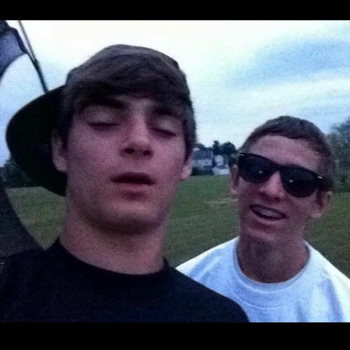 Stream Vaggybread music | Listen to songs, albums, playlists for free ...