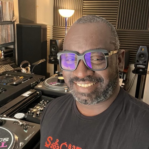 Stream DJ.CHICAGO music | Listen to songs, albums, playlists for free ...