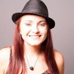 Laura Drake's Instagram, Twitter & Facebook on IDCrawl