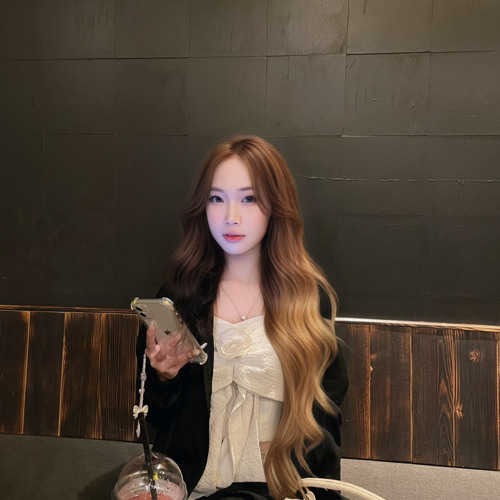 Stream Quynh Thy music | Listen to songs, albums, playlists for free on SoundCloud